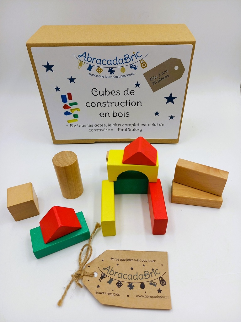 Cubes de construction en bois | Abracadabric